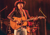 Poodies Roadhouse :: Texas Hill Country Music Venue